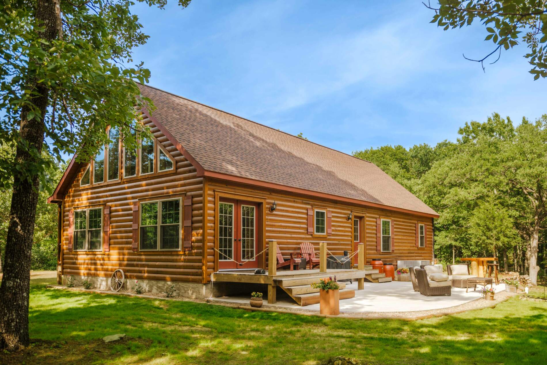 The Glacier Log Cabin With Side Porch | Large Family Cabin