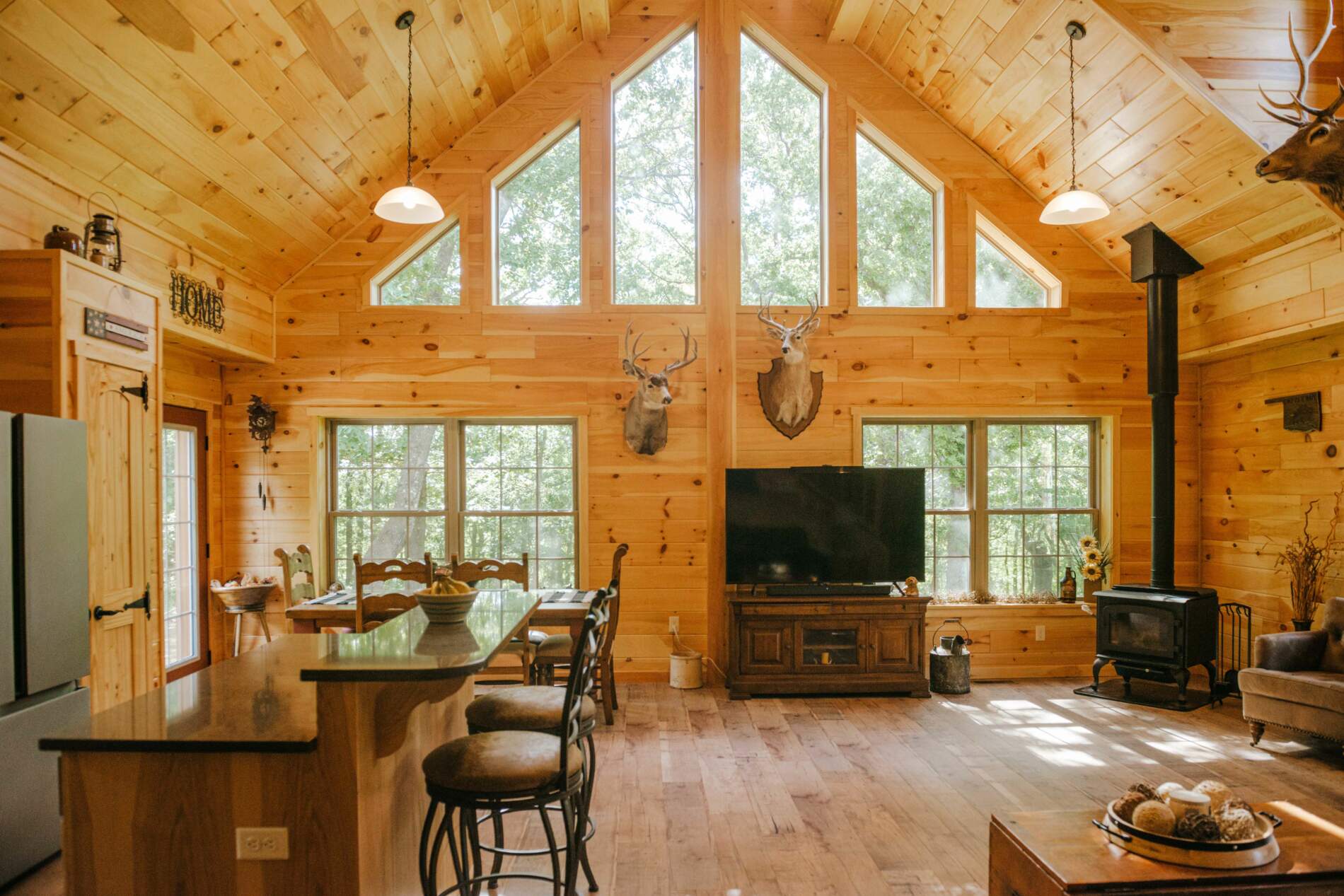 The Glacier Log Cabin With Side Porch | Large Family Cabin