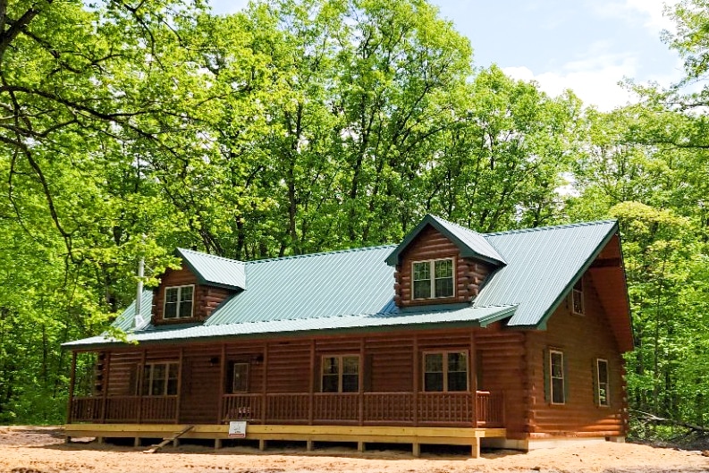 26x52 Log Home In Ravenna MI | Zook Cabins
