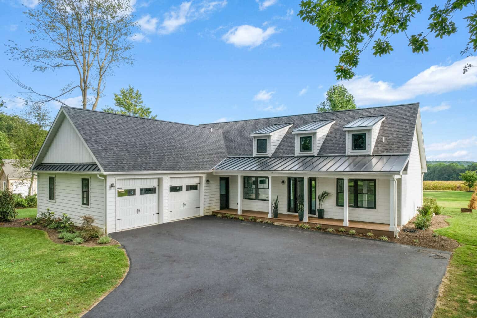 Modern Cabin Interiors | Design, Ideas, And More | 2023