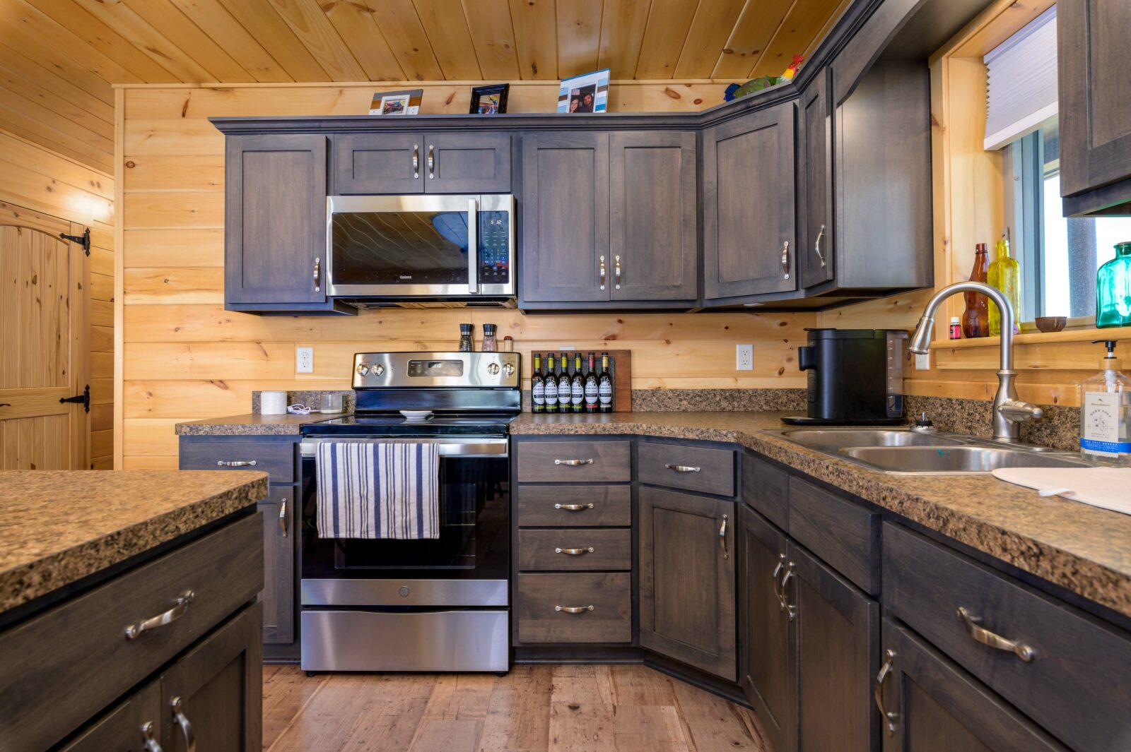 Prefab Cabin In Russell KS | Zook Cabins | 2023